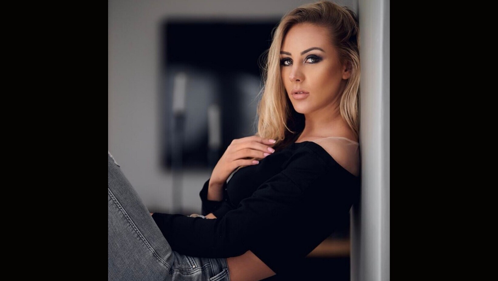 MotoGP: Courtney Renniers, ecco la bella fidanzata di Brad Binder