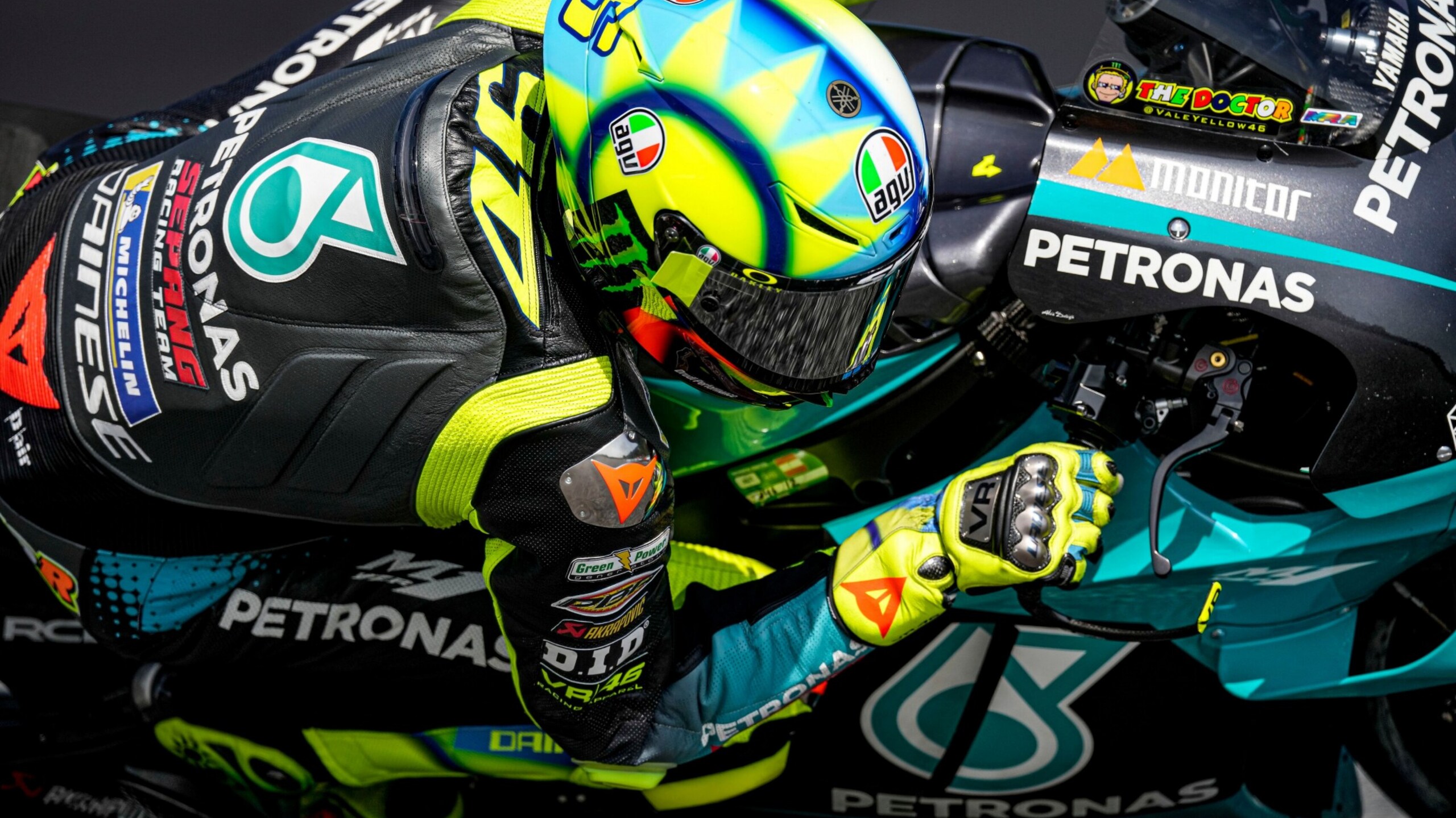 MotoGP, ufficiale: Petronas lascia il Motomondiale