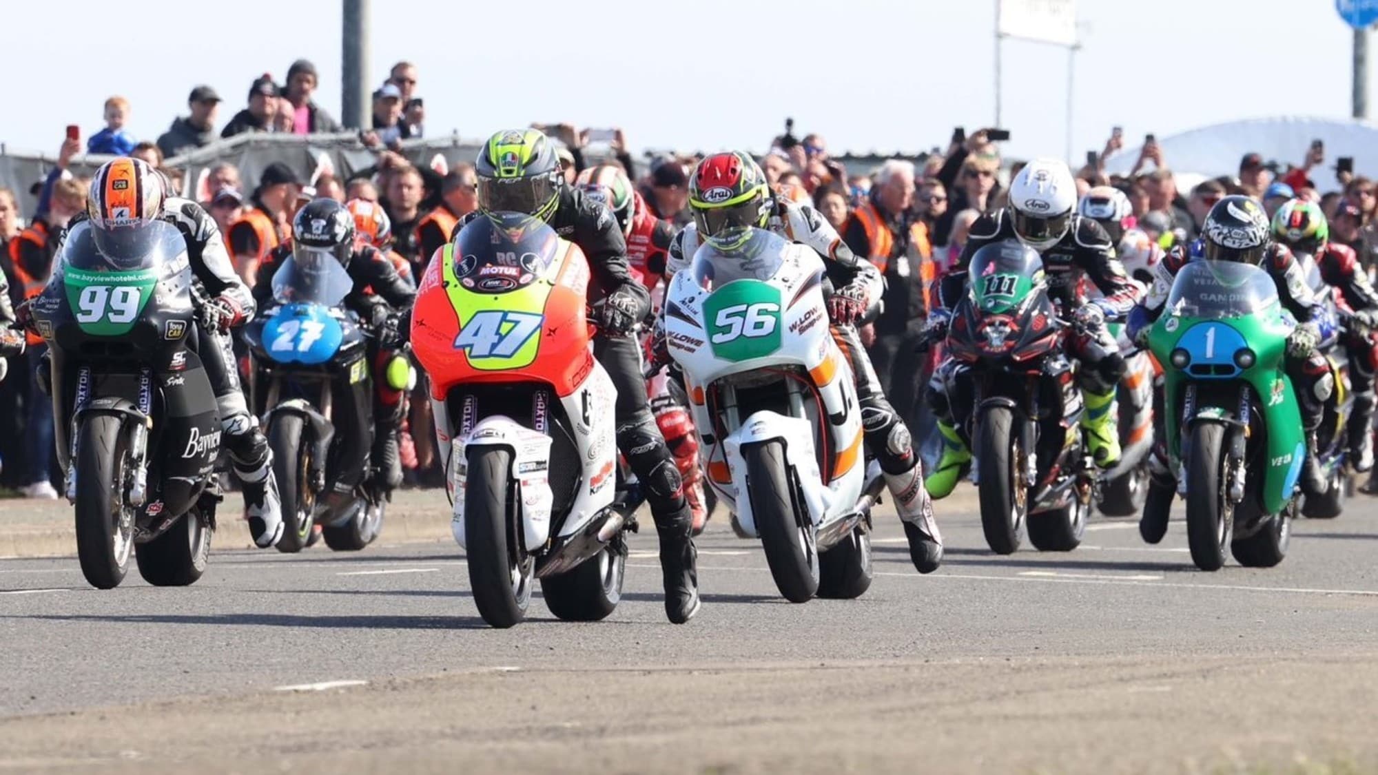 NW200: doppietta di Cooper tra le Supertwins, podio per McWilliams ...