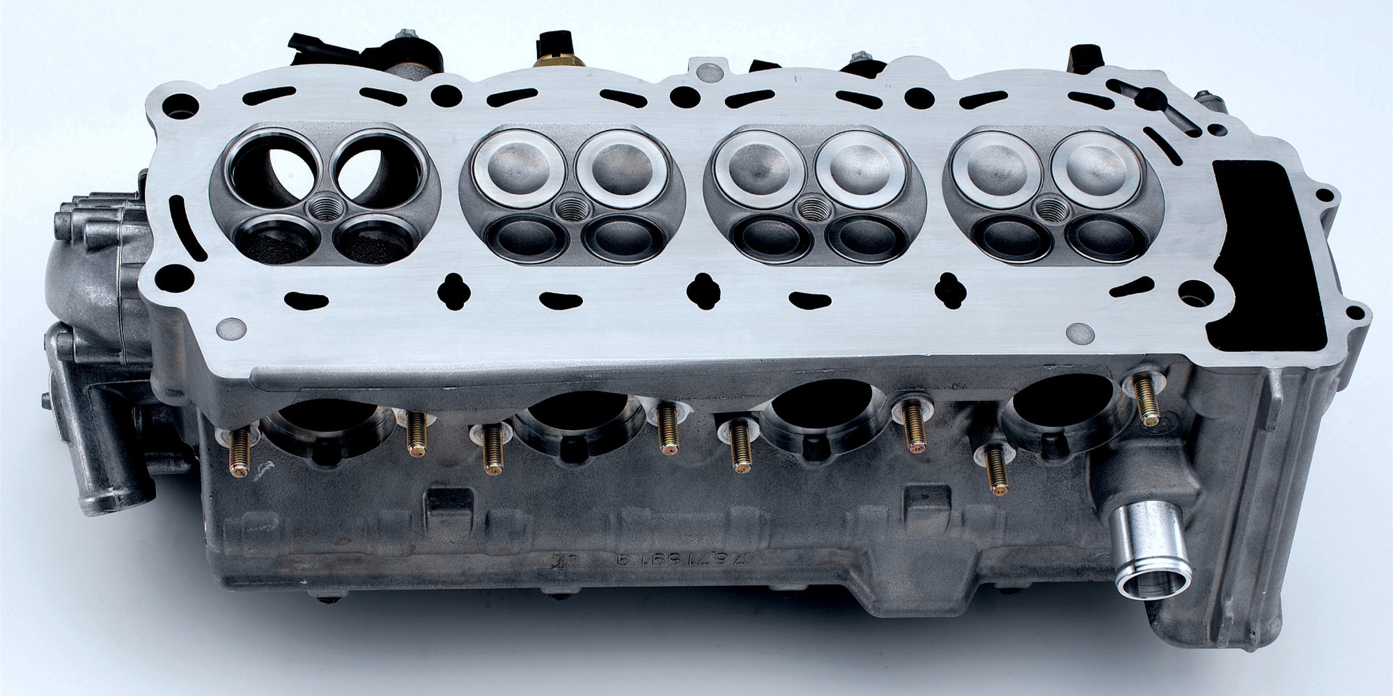 I motori a 4 valvole per cilindro: a cosa servono, i vantaggi | Tecnica ...