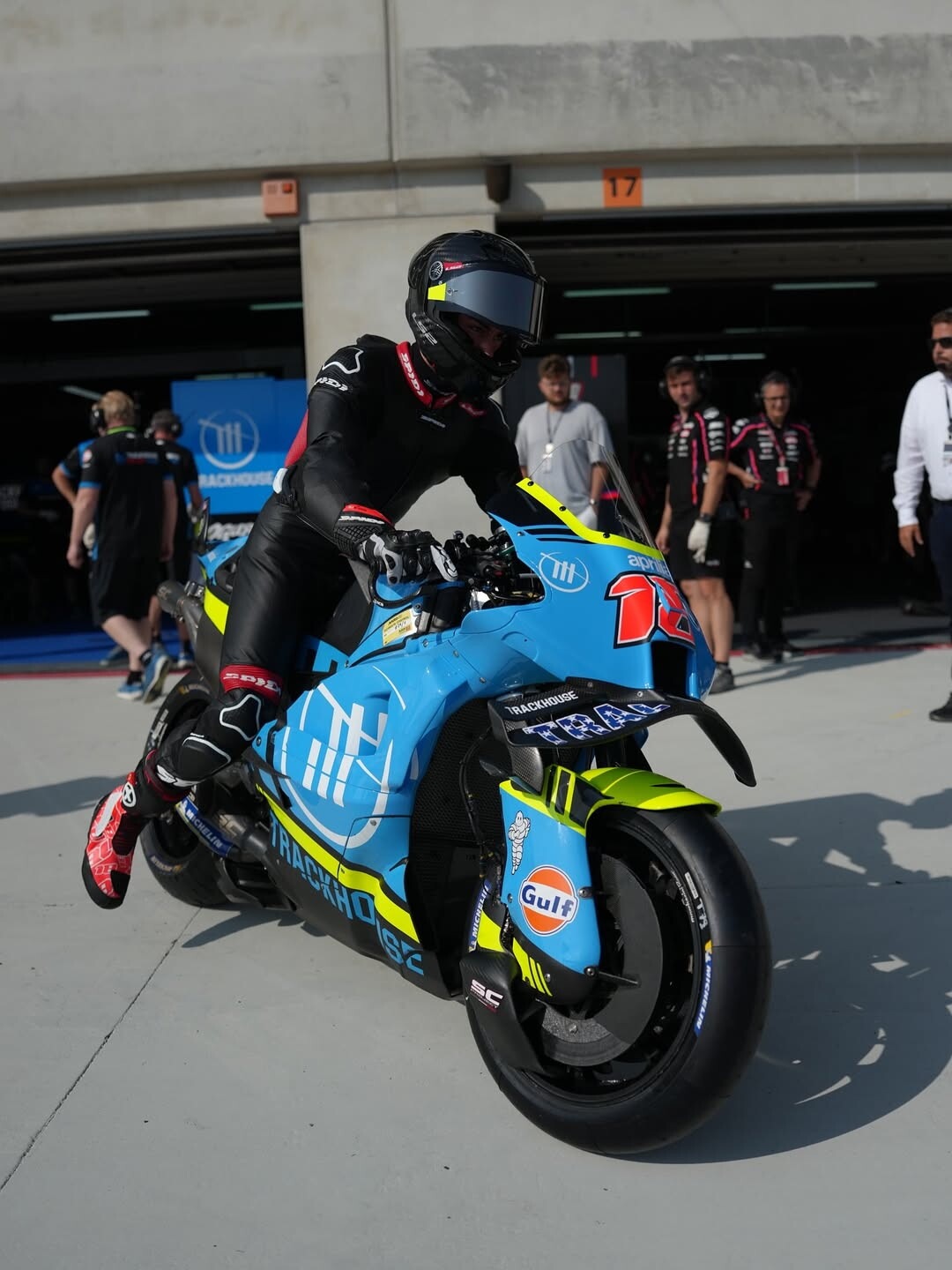 MotoGP: prima uscita per Manu Gonzalez in sella all'Aprilia RS-GP ...